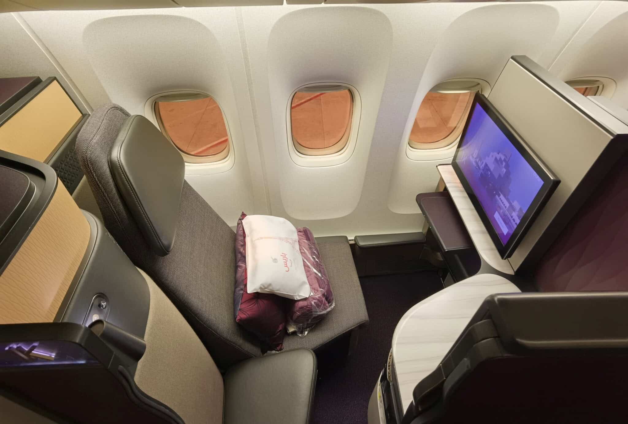 Bewertung: Qatar Airways QSuite in der Boeing 777