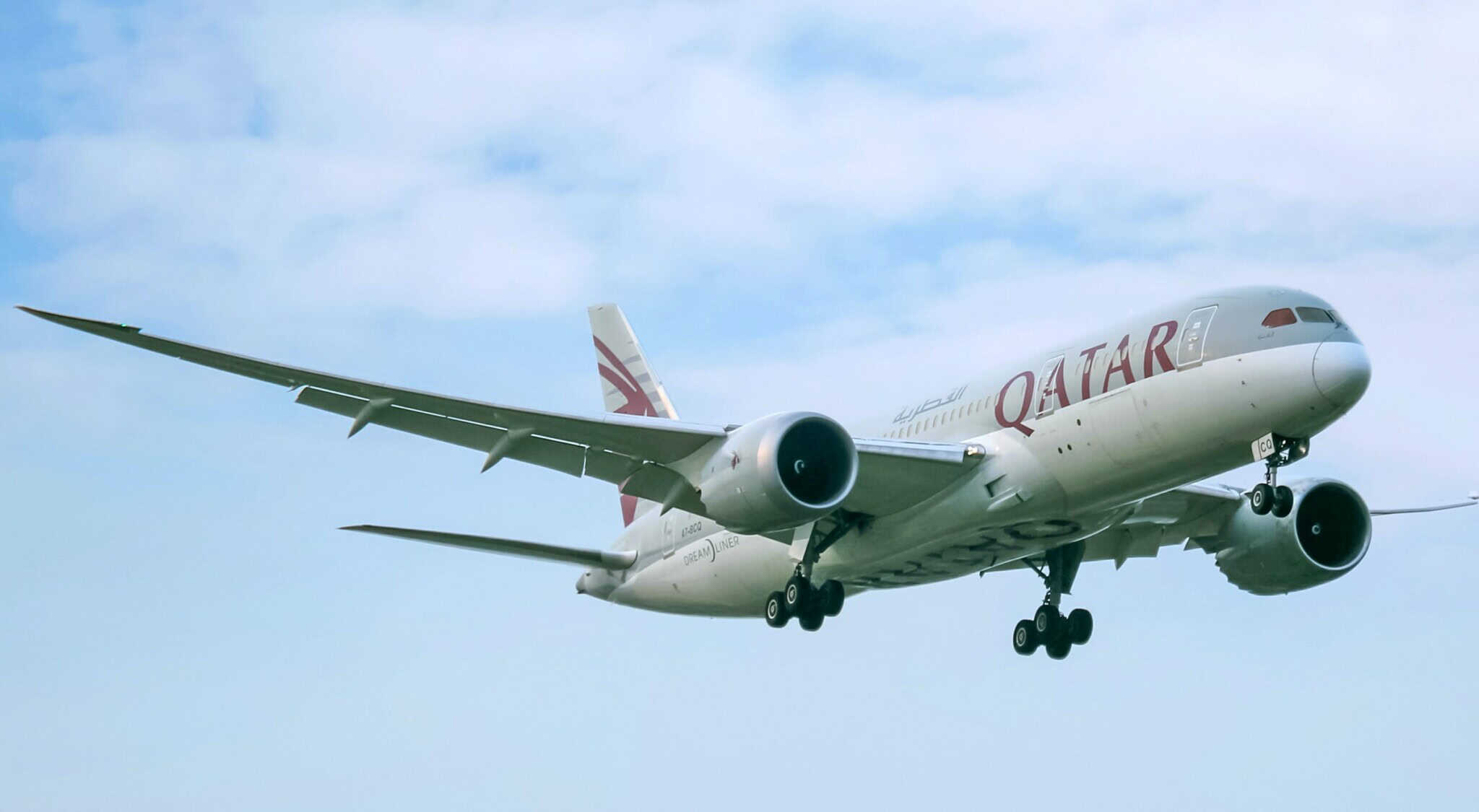 Qatar Airways: Kostenloses Rail&Fly 1. Klasse zu vielen Economy-Tickets